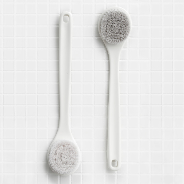 marna マーナ ボディブラシ かため やわらかめ B714 B713 （ 背中 ボディーブラシ 背中ケア 抗菌 体洗い バス用品 背中ブラシ ボディタオル 硬め カーブ 抗菌剤入り きれい ...