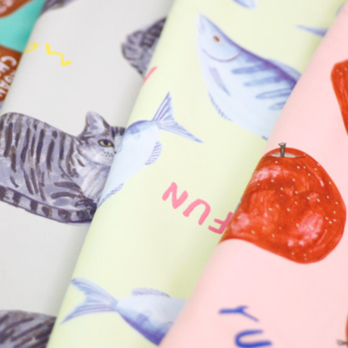 バスタオル Koike Fumi Dry bath towel Fish （ 収納袋付き 大判 吸水 速乾 薄手 収納 タオル 70× ...